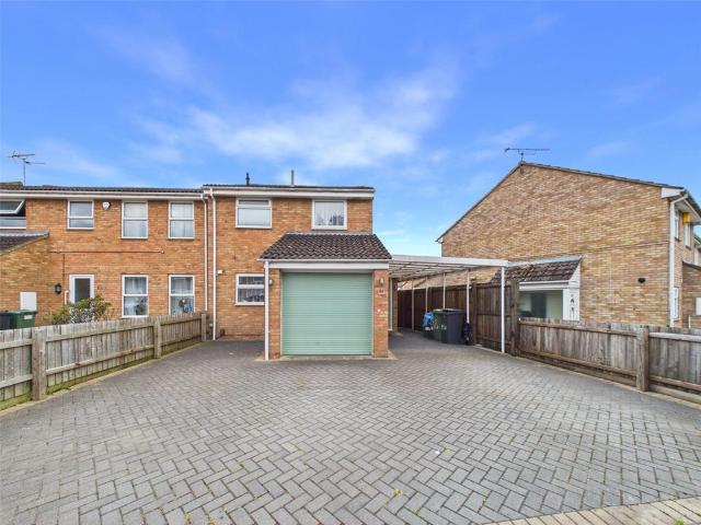 3 bedroom end of terrace house for sale