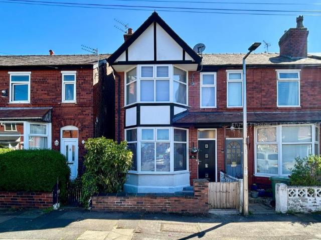 3 bedroom end of terrace house for sale