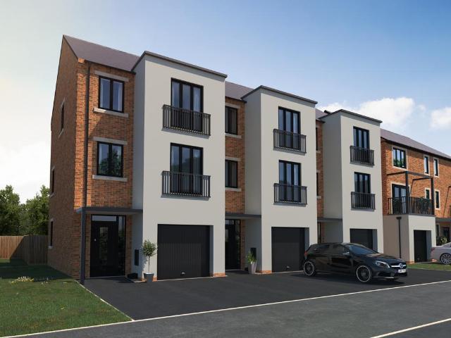 3 bedroom end of terrace house for sale
