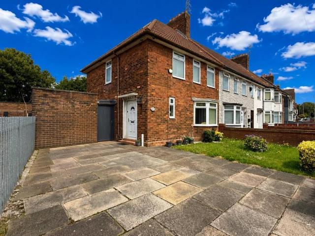 3 bedroom end of terrace house for sale
