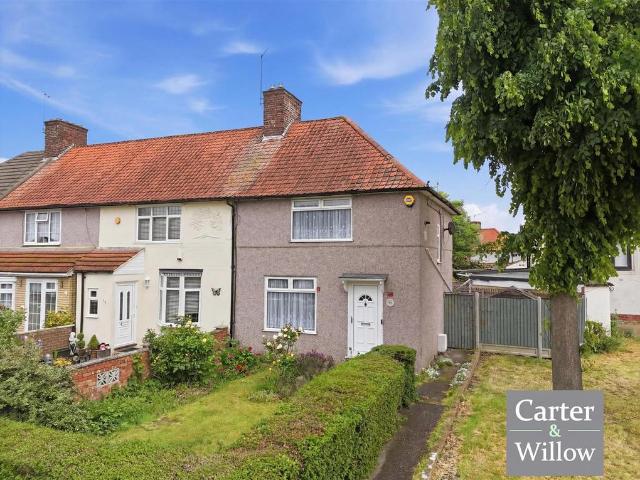 3 bedroom end of terrace house for sale