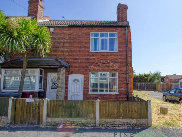 3 bedroom end of terrace house for sale