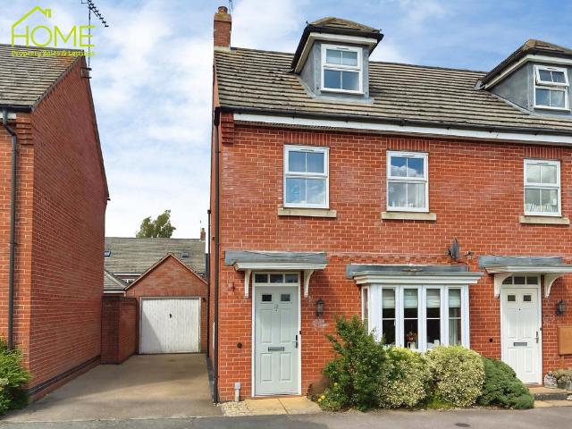 3 bedroom end of terrace house for sale