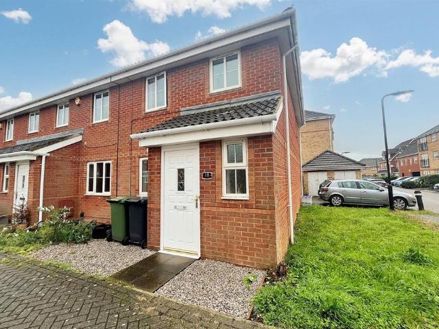3 bedroom end of terrace house for sale