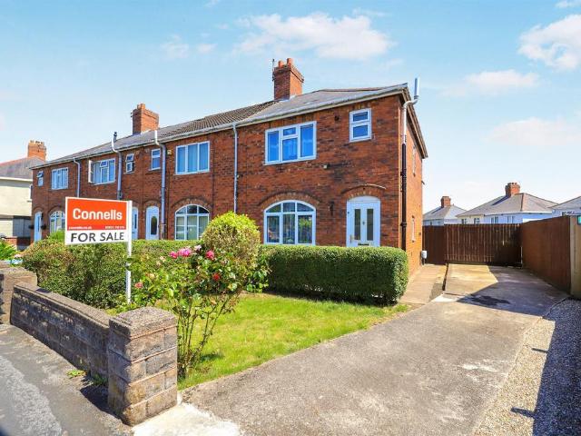 3 bedroom end of terrace house for sale