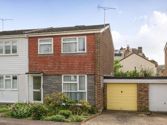 3 bedroom end of terrace house for sale