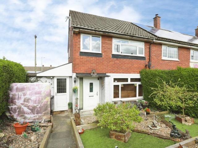 3 bedroom end of terrace house for sale