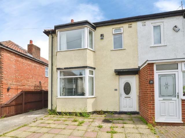 3 bedroom end of terrace house for sale