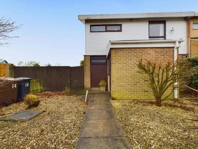 3 bedroom end of terrace house for sale