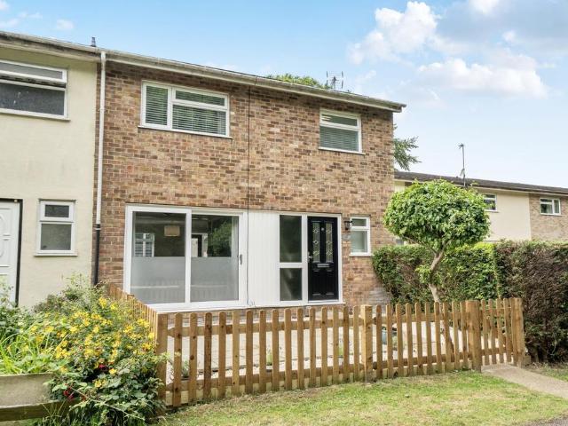 3 bedroom end of terrace house for sale