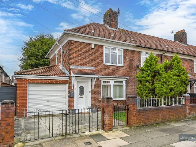 3 bedroom end of terrace house for sale
