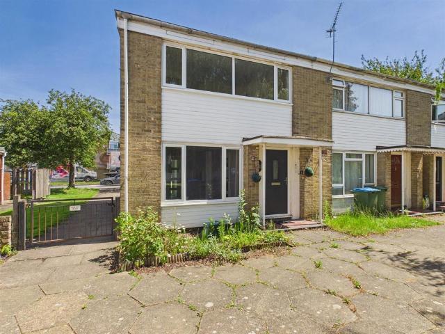 3 bedroom end of terrace house for sale