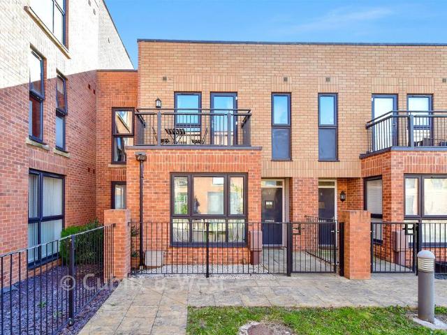 3 bedroom end of terrace house for sale