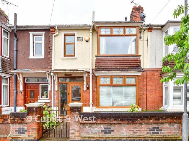 3 bedroom end of terrace house for sale