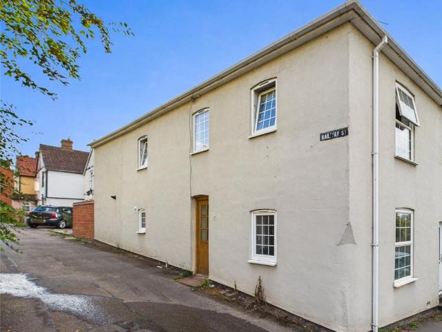 2 bedroom end of terrace house for sale