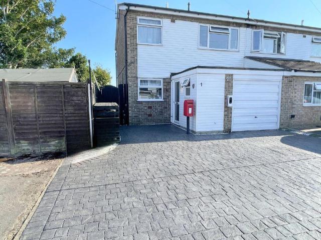 3 bedroom end of terrace house for sale