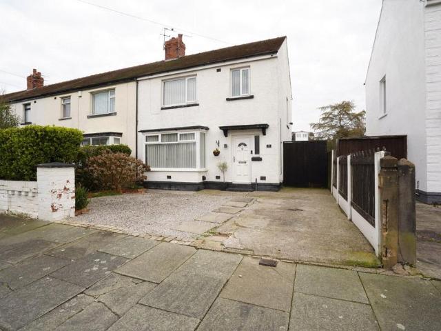 3 bedroom end of terrace house for sale