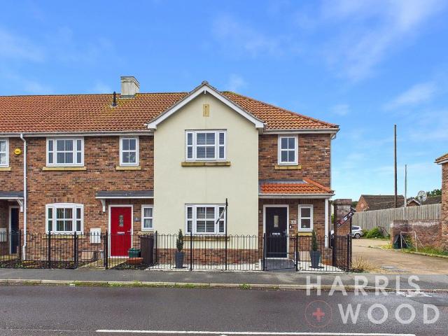 3 bedroom end of terrace house for sale