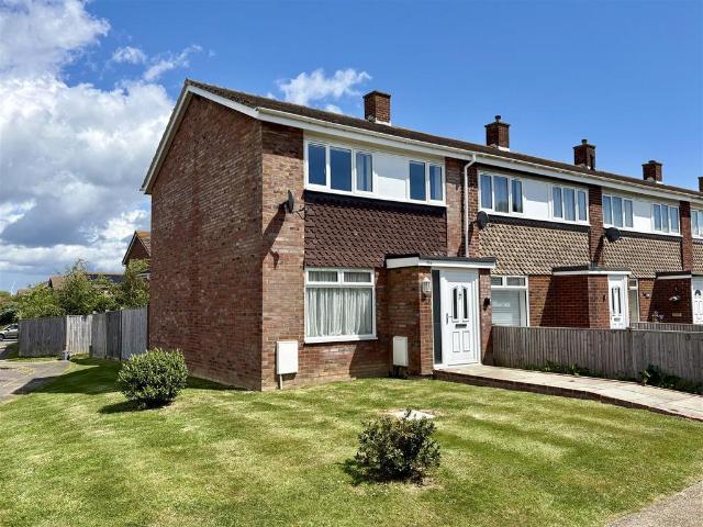 3 bedroom end of terrace house for sale