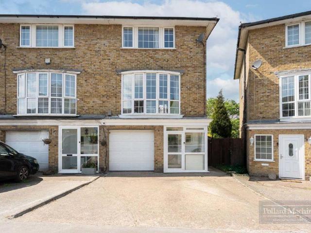 3 bedroom end of terrace house for sale