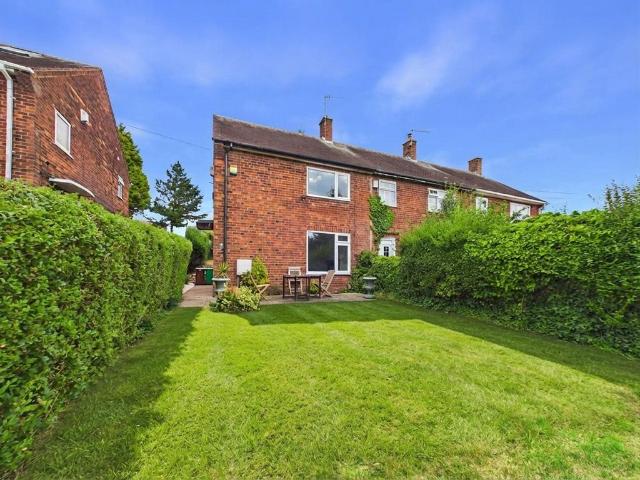 3 bedroom end of terrace house for sale