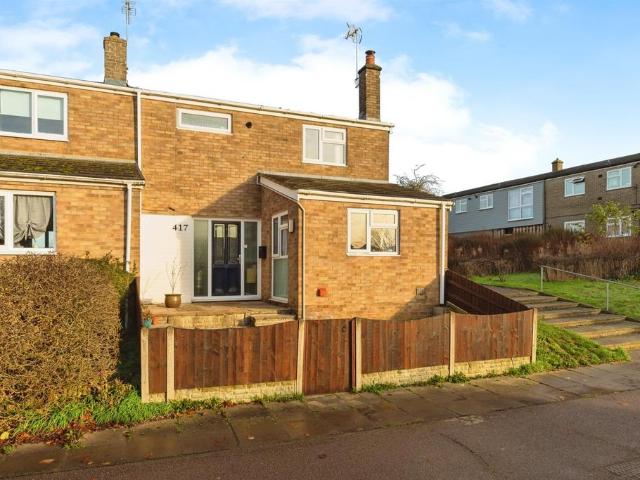 3 bedroom end of terrace house for sale