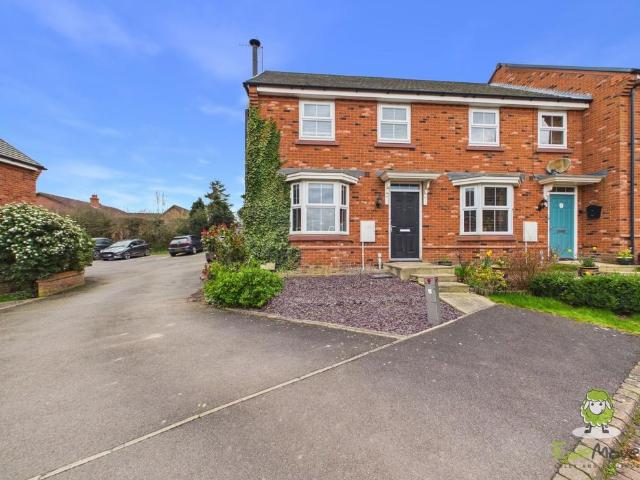 3 bedroom end of terrace house for sale