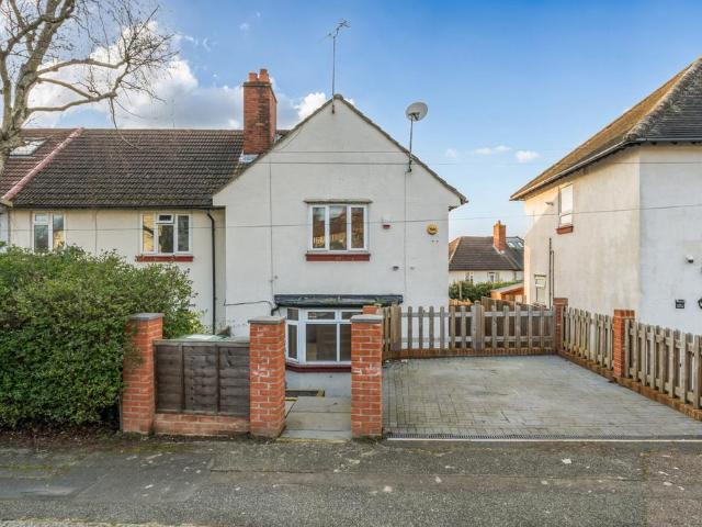 3 bedroom end of terrace house for sale