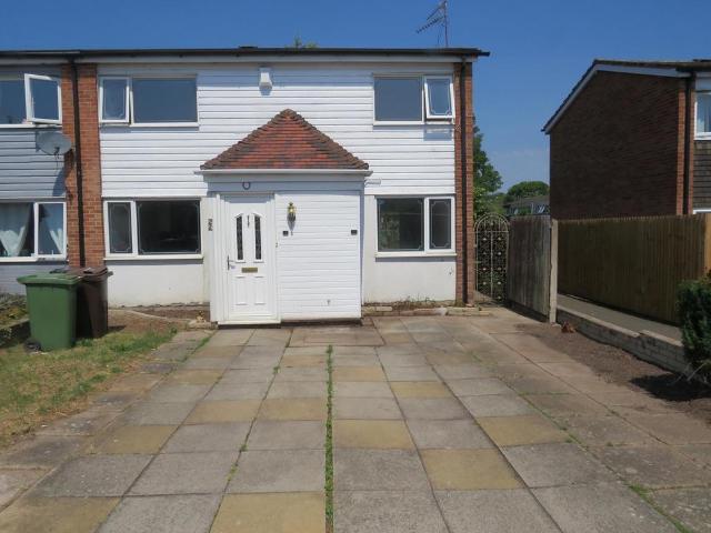 3 bedroom end of terrace house for sale