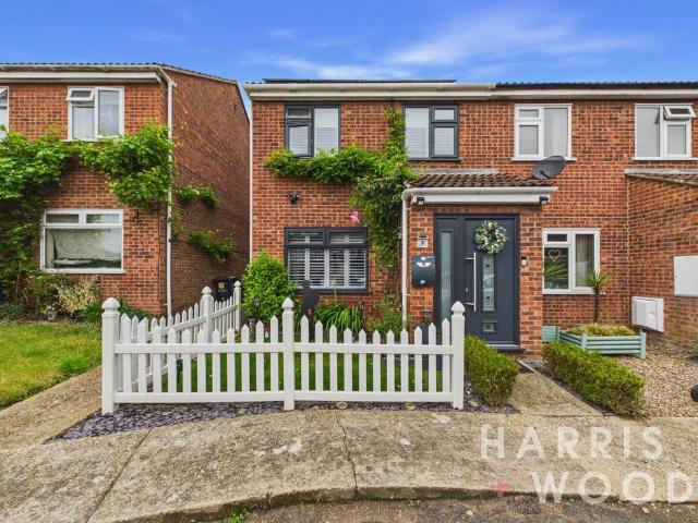 2 bedroom end of terrace house for sale