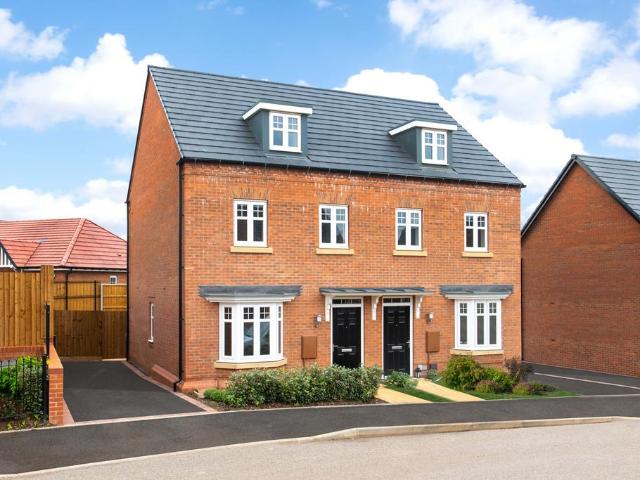 3 bedroom end of terrace house for sale
