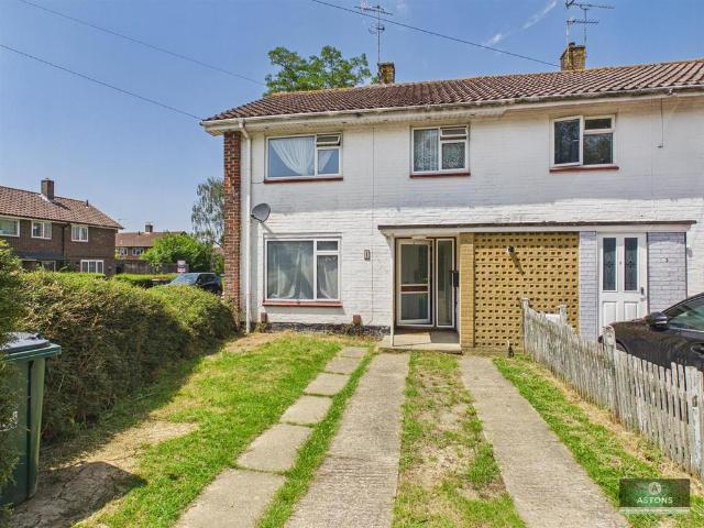 3 bedroom end of terrace house for sale