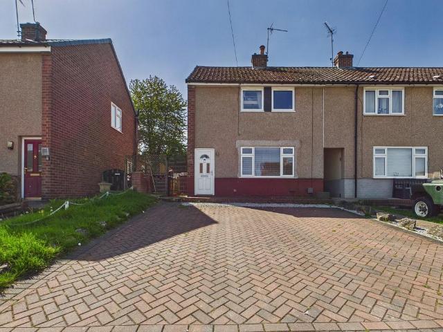 3 bedroom end of terrace house for sale