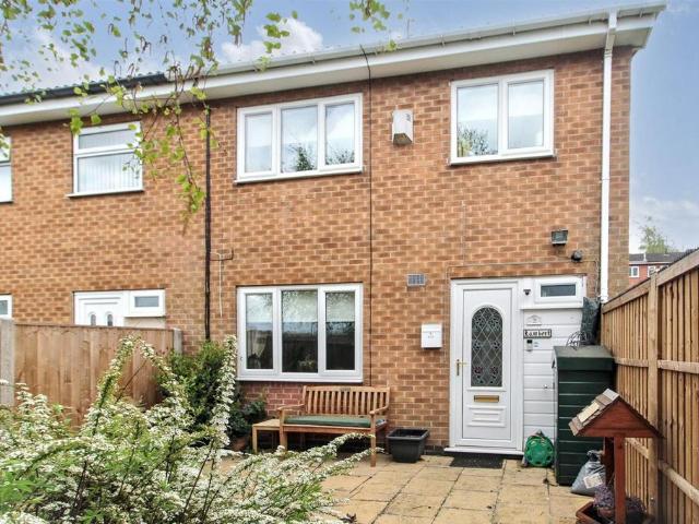 3 bedroom end of terrace house for sale