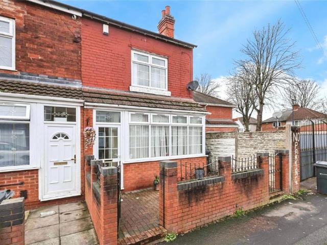 3 bedroom end of terrace house for sale