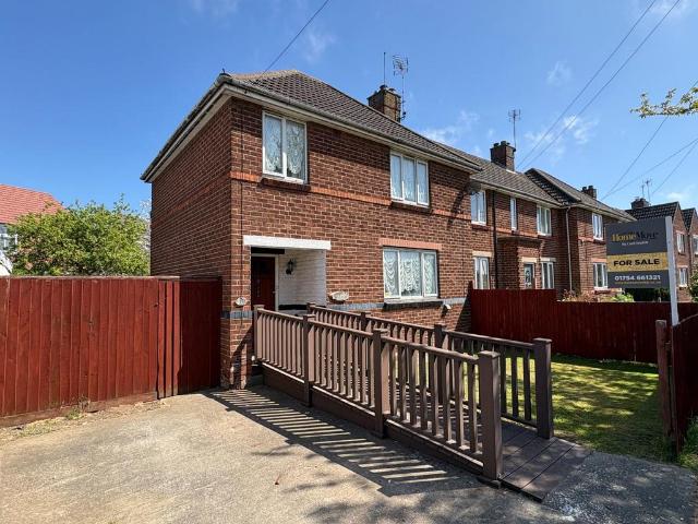 3 bedroom end of terrace house for sale