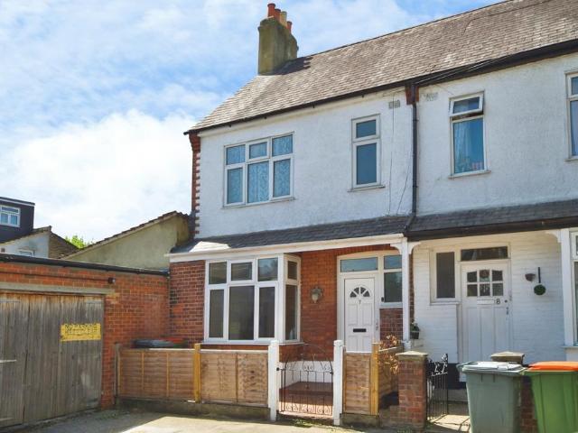 3 bedroom end of terrace house for sale