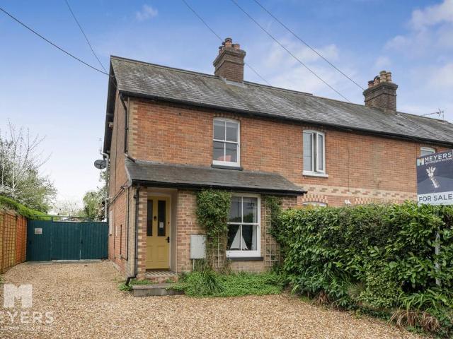 3 bedroom end of terrace house for sale