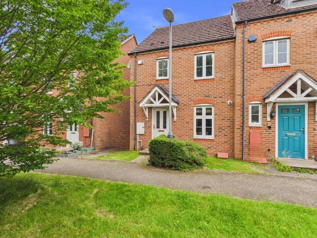 3 bedroom end of terrace house for sale