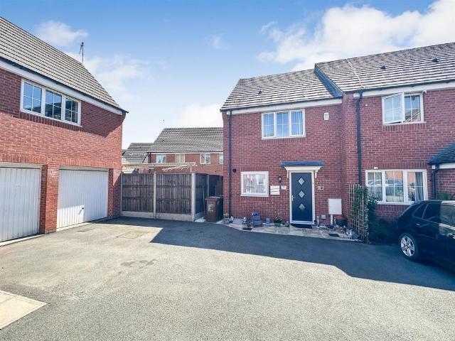 3 bedroom end of terrace house for sale
