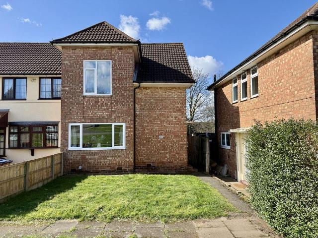 3 bedroom end of terrace house for sale