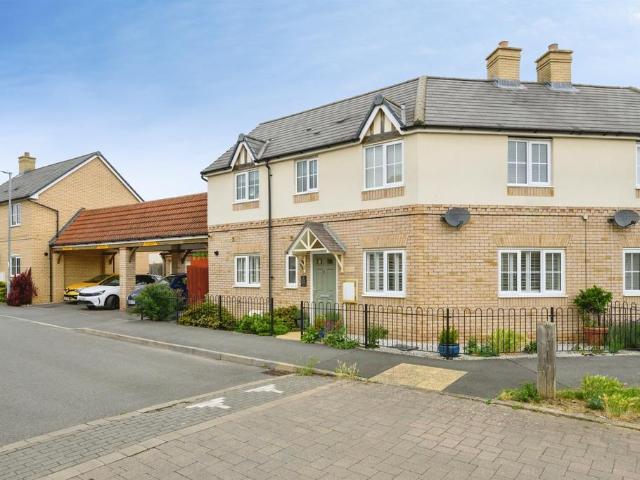 3 bedroom end of terrace house for sale