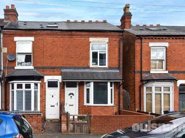 3 bedroom end of terrace house for sale