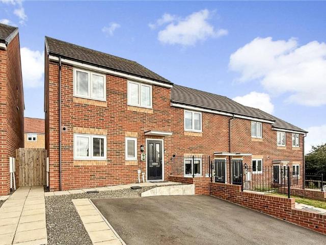 3 bedroom end of terrace house for sale