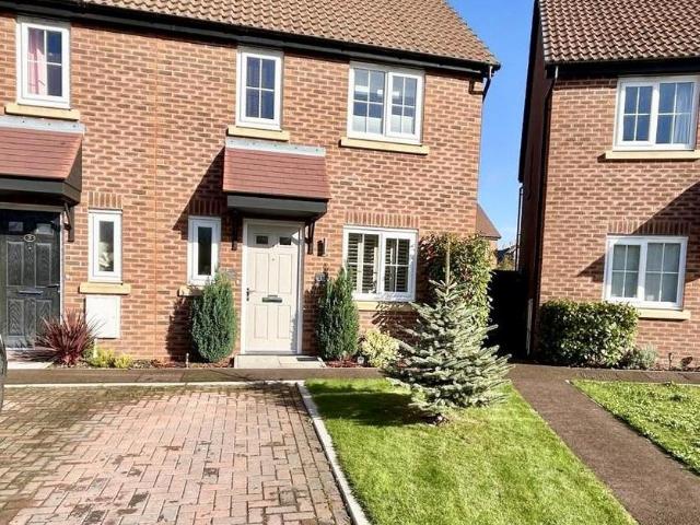 3 bedroom end of terrace house for sale