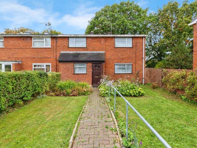 3 bedroom end of terrace house for sale