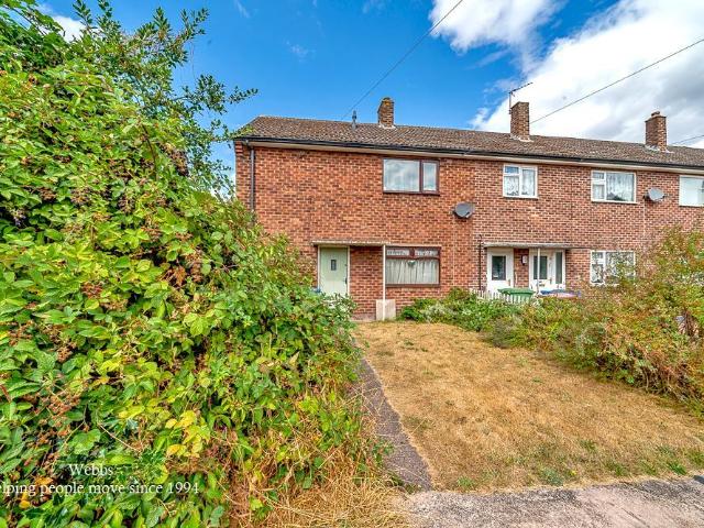 3 bedroom end of terrace house for sale