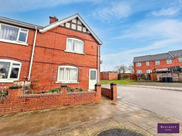 3 bedroom end of terrace house for sale
