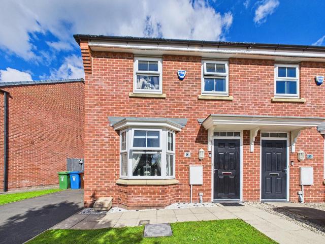 3 bedroom end of terrace house for sale