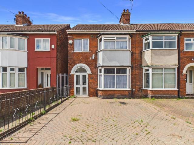 3 bedroom end of terrace house for sale